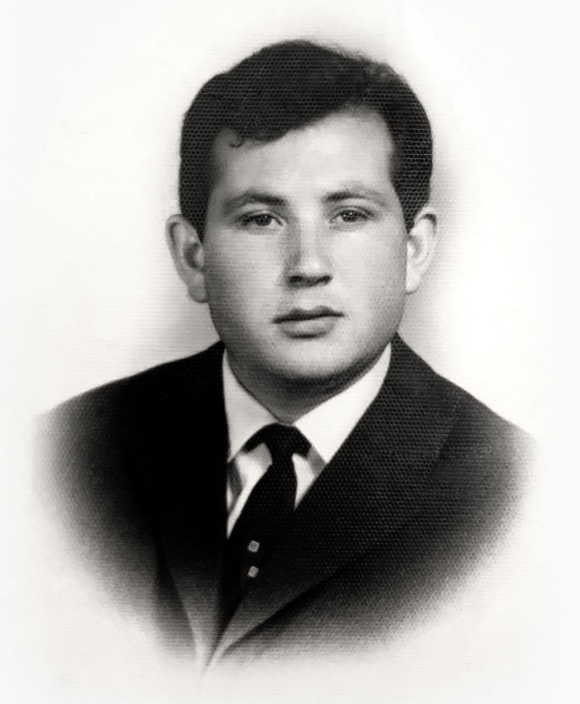 Tribute to Joe Vecchio- The barber who cut hair in Cwmbran for 55 years