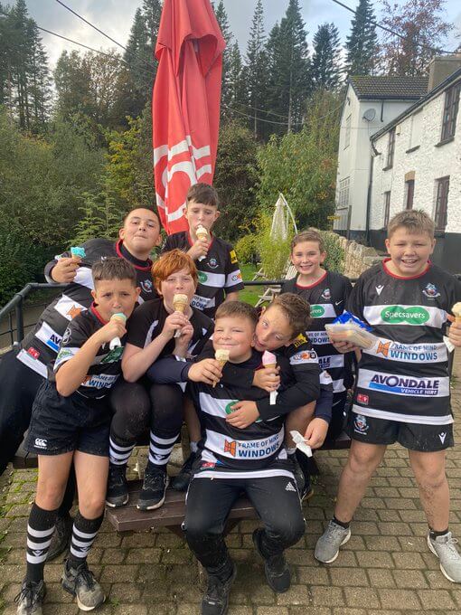 Cwmbran RFC under 12s cycle 20 miles to raise money for new kit