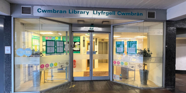 Free story and craft session at Cwmbran Library